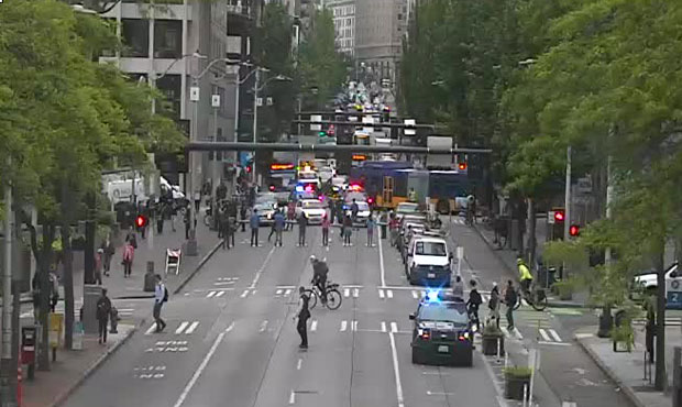 Seattle PD response to 'sleeping dragon' protest much faster this time ...