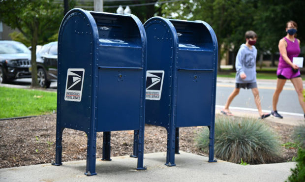 Ross: Sell the post office to Jeff Bezos