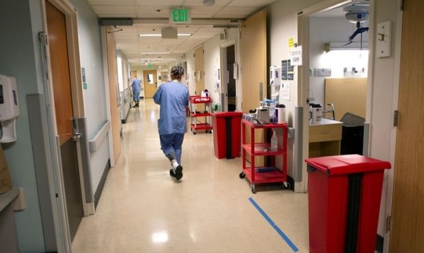 Hospitals in Washington state at record capacity, doc says ...