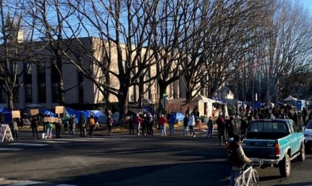 People, belongings at Bellingham homeless camp must move by Friday