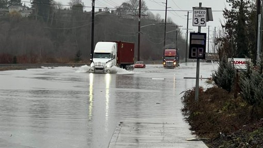 Puget Sound area hit by 'significant flooding,' power outages continue