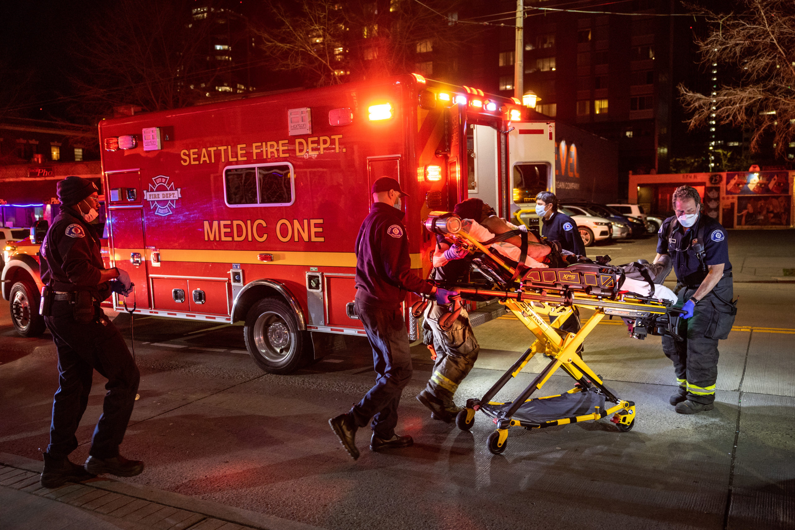 Seattle Fire Department rescues man after scaffold collapse ...