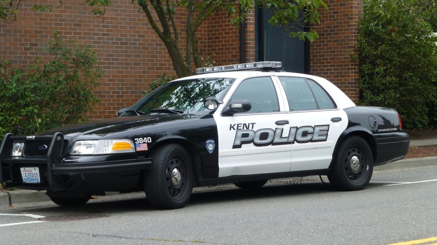 Kent Police searching for murder suspect who shot mother's boyfriend ...