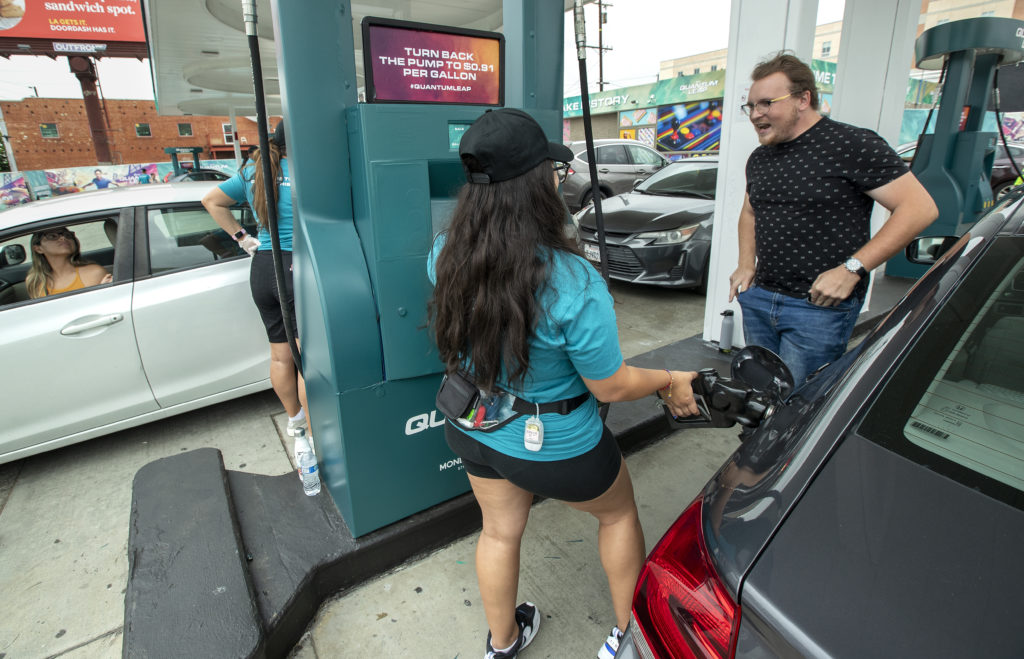 Seattle gas prices continue to rise entering October