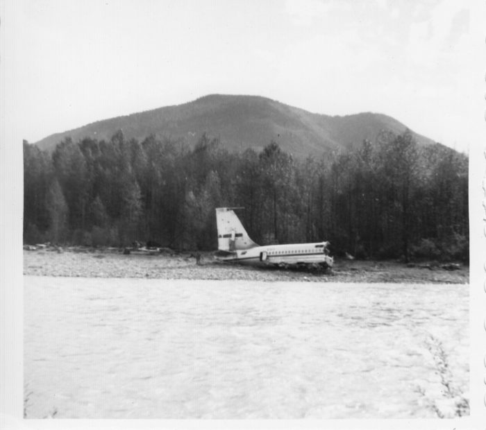 Rare photos of Washington state’s only jetliner crash