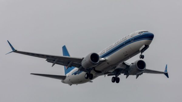 Boeing gets boost from $34 billion order, third-largest sale of all ...