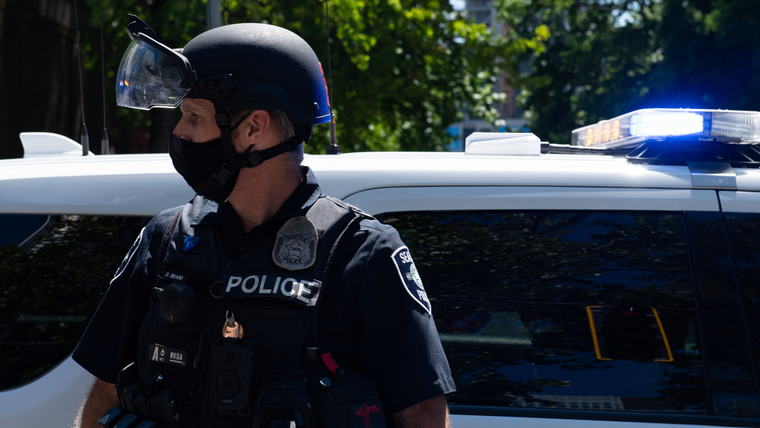 Carjacking leads to lockdown of Seattle University campus - MyNorthwest.com