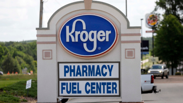 Kroger, Albertsons selling QFC brand name, over 400 stores in $1.9B ...