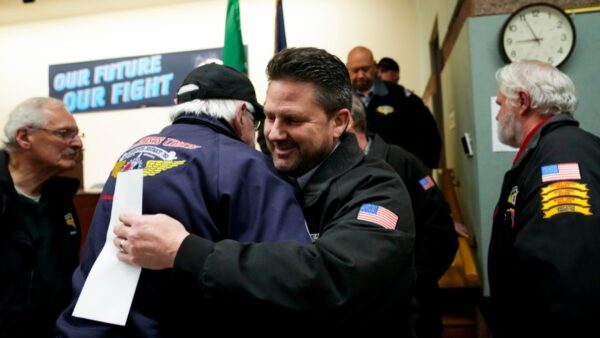 After vote, Machinist union accepts Boeing contract offer, end strike