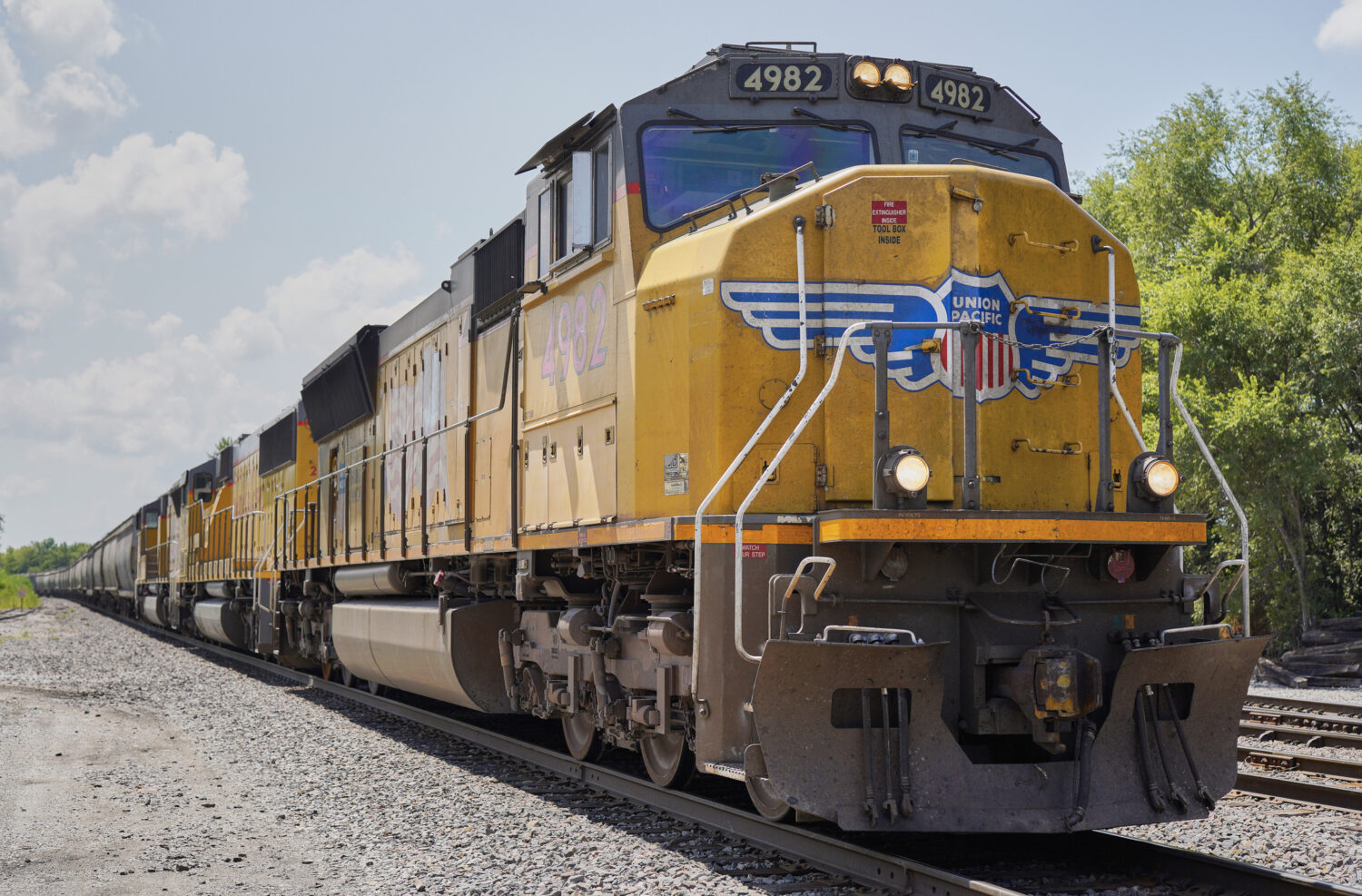 Union Pacific announces bid for Norfolk Southern to create transcontinental railroad