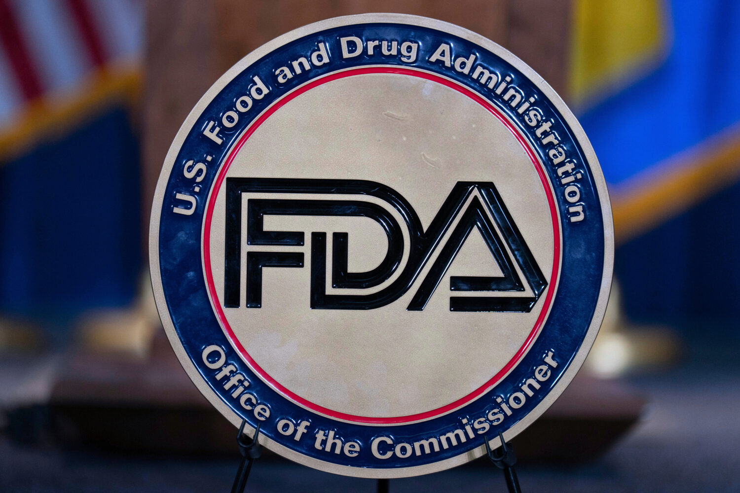 A dozen former FDA leaders lambast claims by current FDA vaccine chief ...